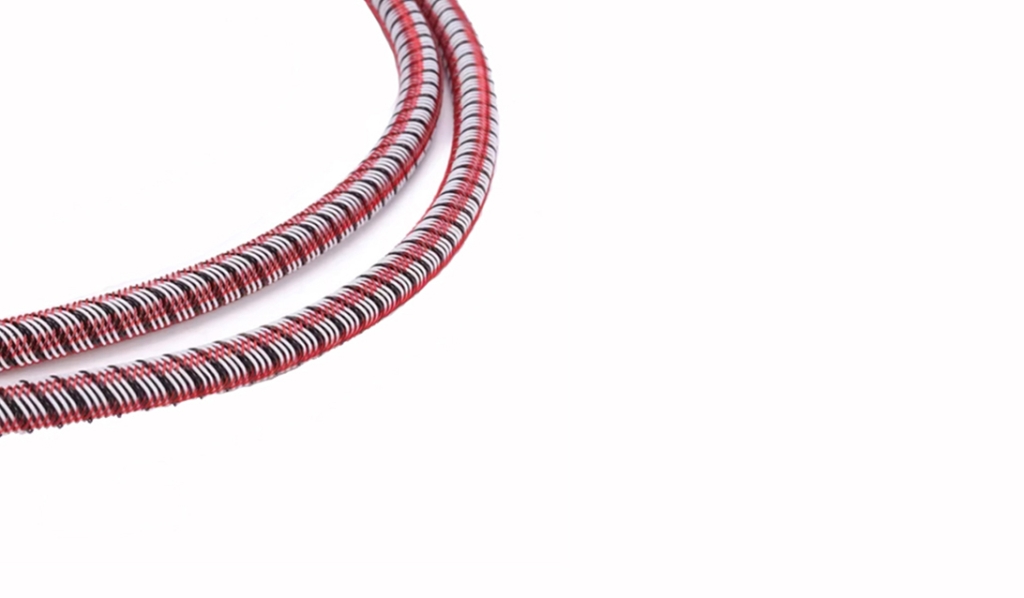 The fuel leak detection cable with fast responding time